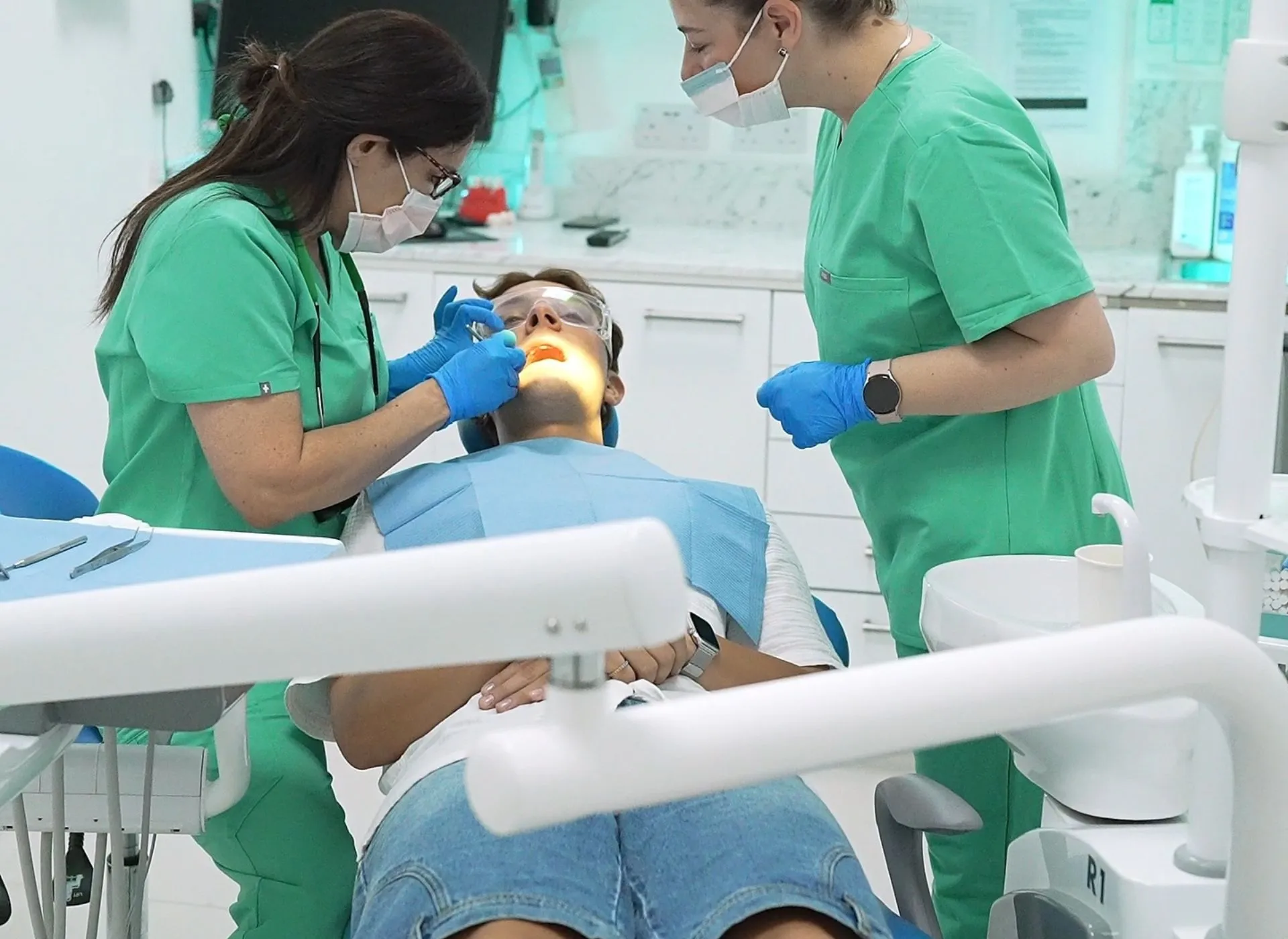 How To Get Rid Of Plaque: Dentist’s Guide | Super White Dental Clinic